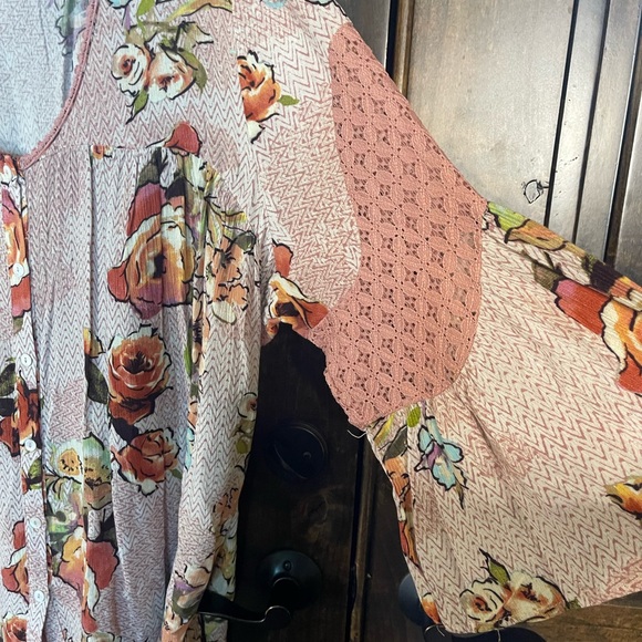 ODDY | Tops | New Oddy 3xl Blouse With 34 Sleeves And Lace Details New ...